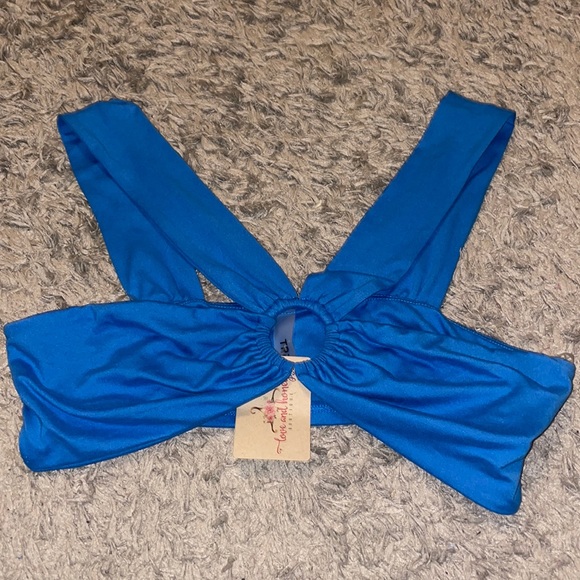 Tops | Blue Oring Crop Top | Poshmark